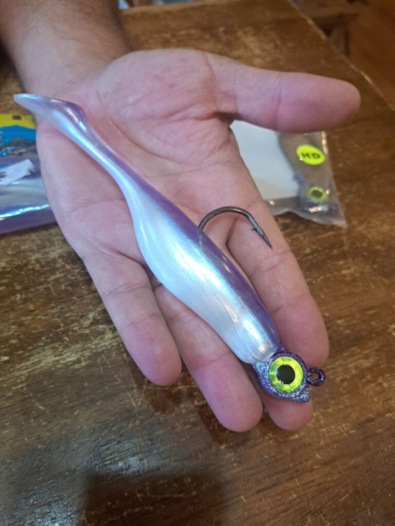Jig Fishing Complete Guide: Tips, Tricks & Techniques
